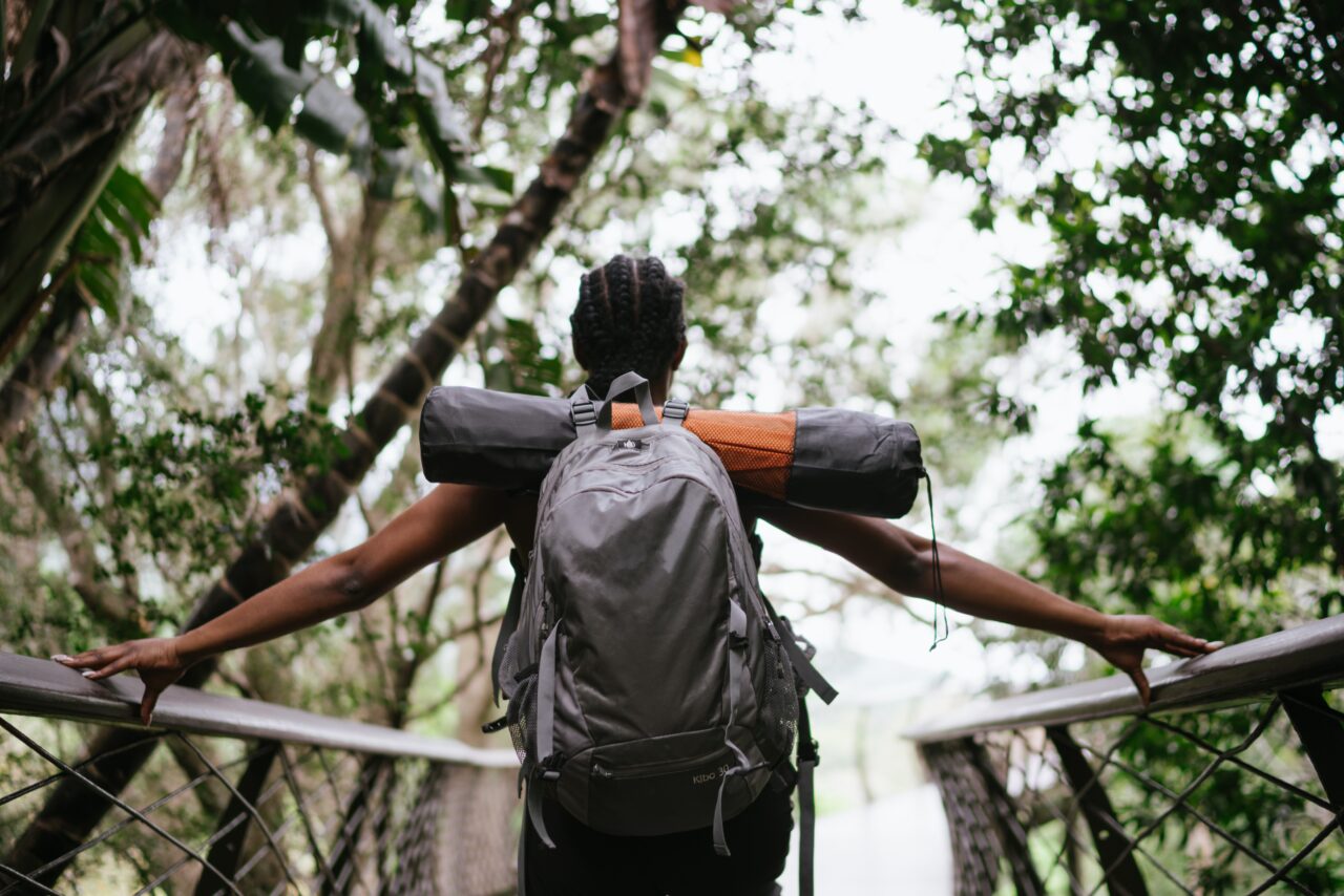 8 Tips For Staying Comfortable When Traveling | Life of Creed